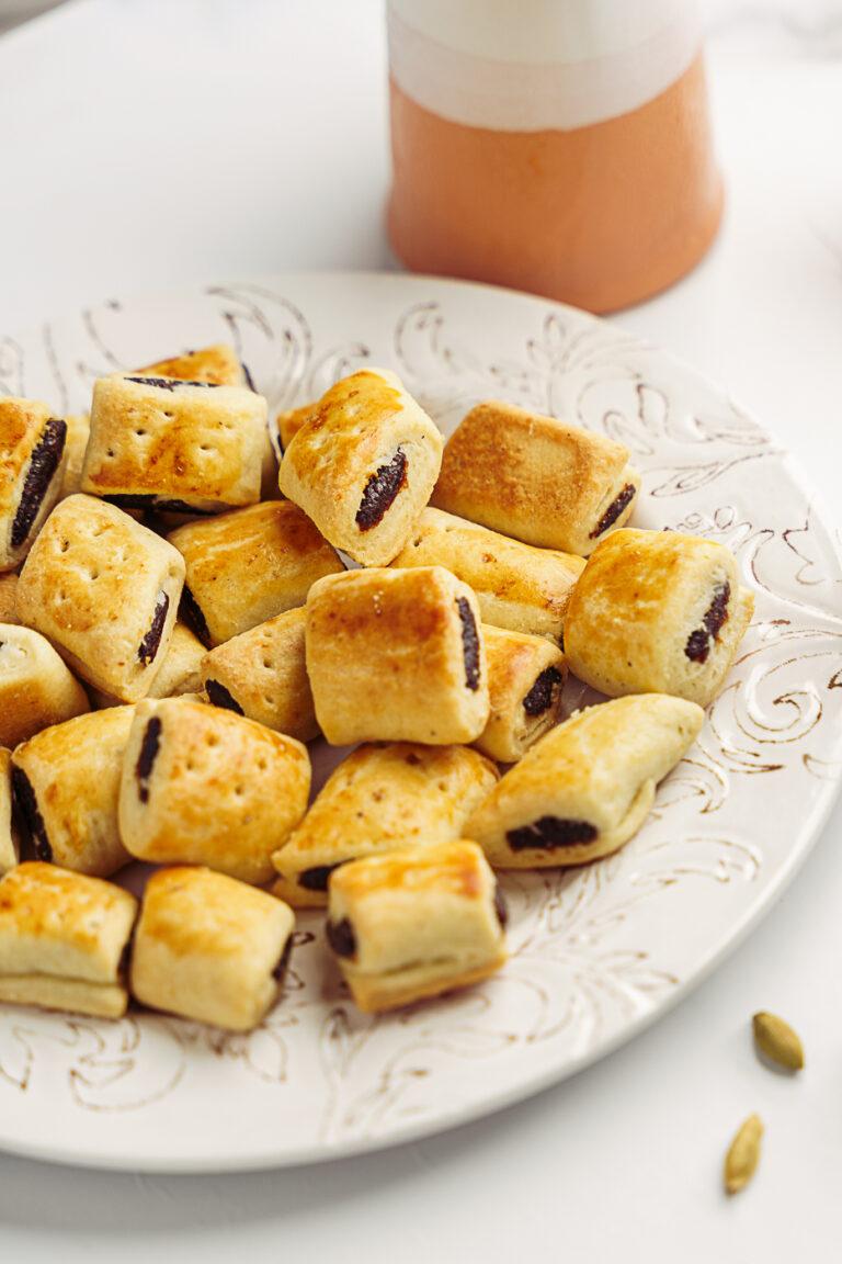 Iraqi Kleicha (Authentic Middle eastern Date Cookies) - Sarah's Plate