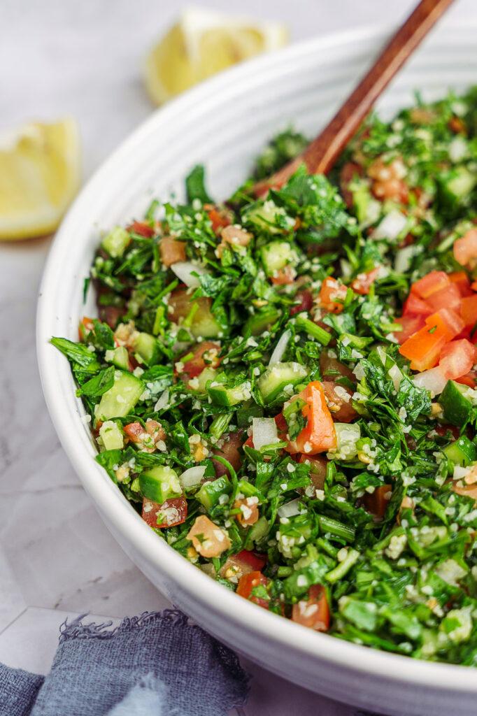 Tabouleh (Middle Eastern Parsley Salad) - Sarah's Plate